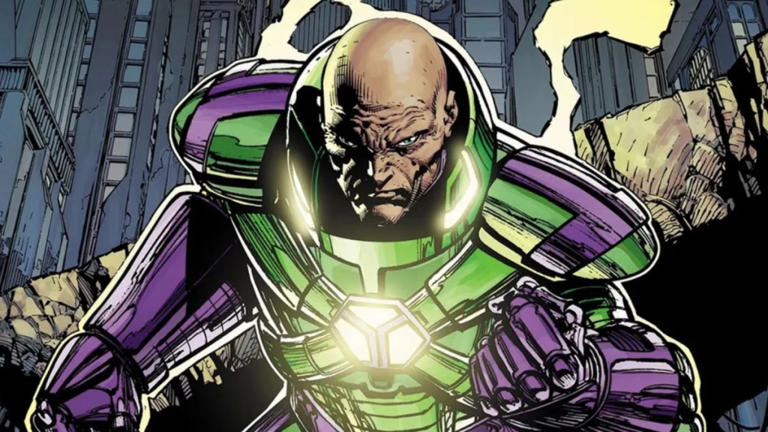 Man of tomorrow set video shows Lex Luthor get beaten in his warsuit