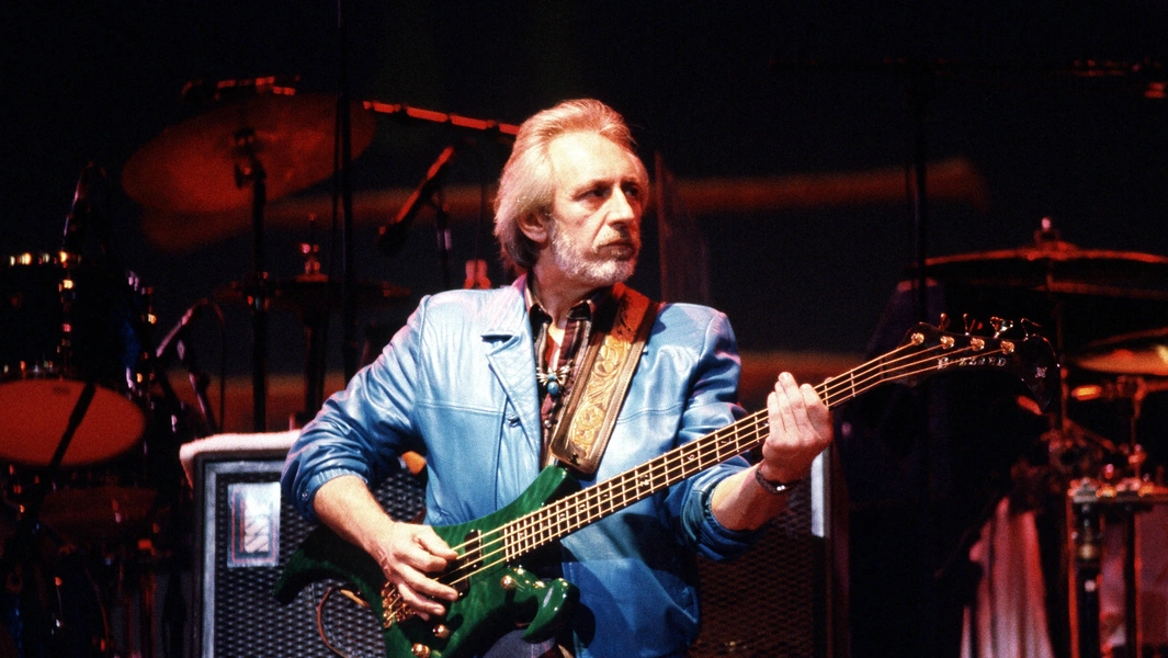 13 legendary bassists who redefined the spotlight