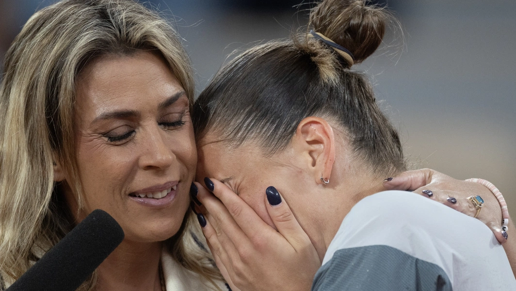 Kostyuk reaches historic French Open semi amid wartime grief