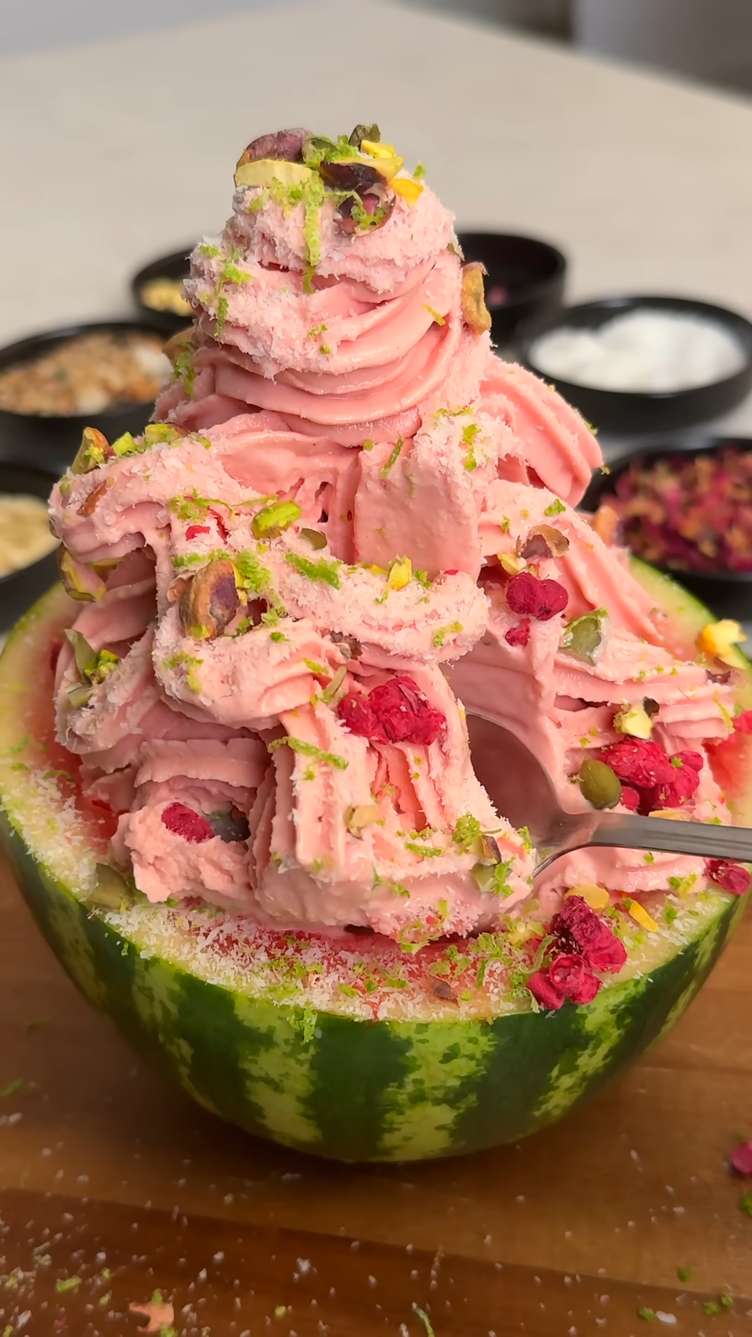 Kun je ijs maken in een watermeloen