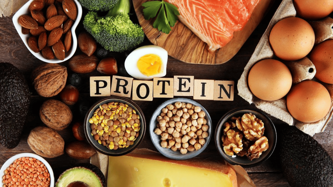 Daily protein needs for weight loss: Expert explains how much protein ...