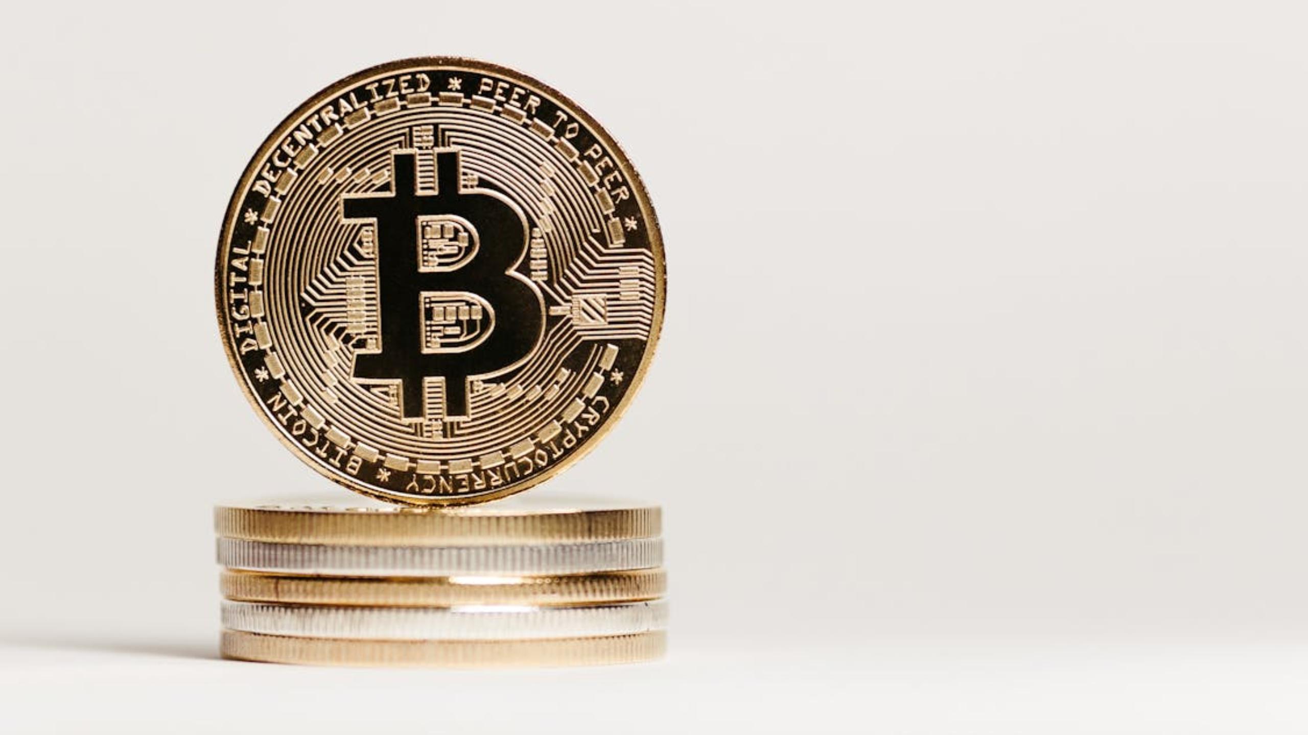 Bitcoin dips below $66,000 amid AI rally — why some analysts eye ...