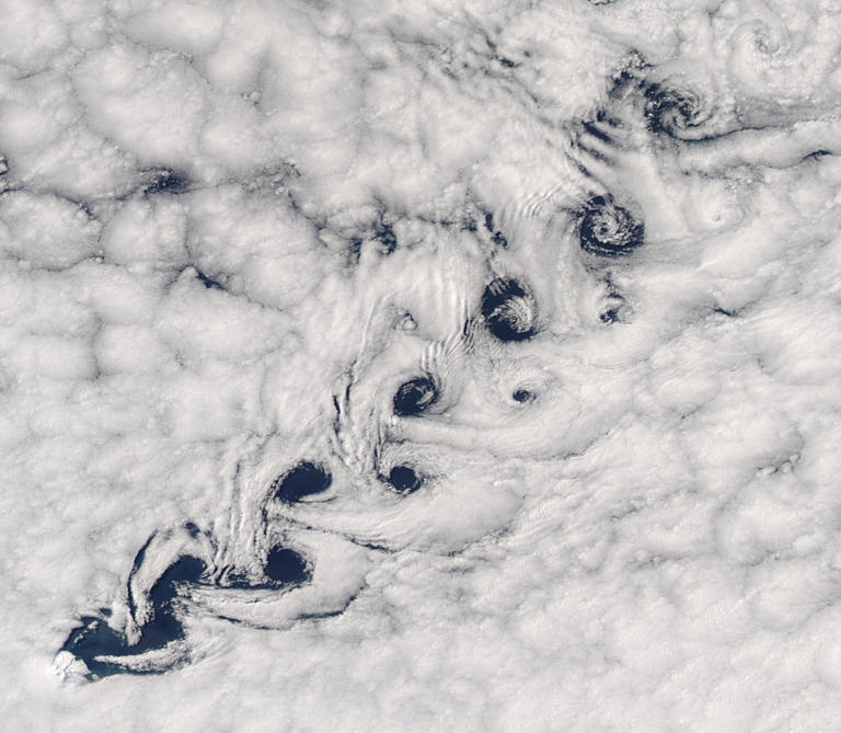 How an Antarctic volcano carved giant cloud whirlpools seen from space