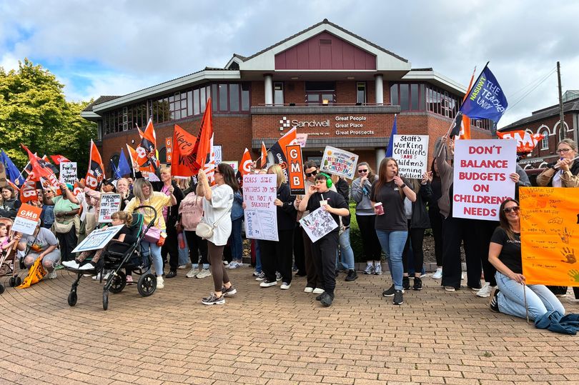 'Overcrowded' Oldbury SEND school staff strike over 'dangerous' change