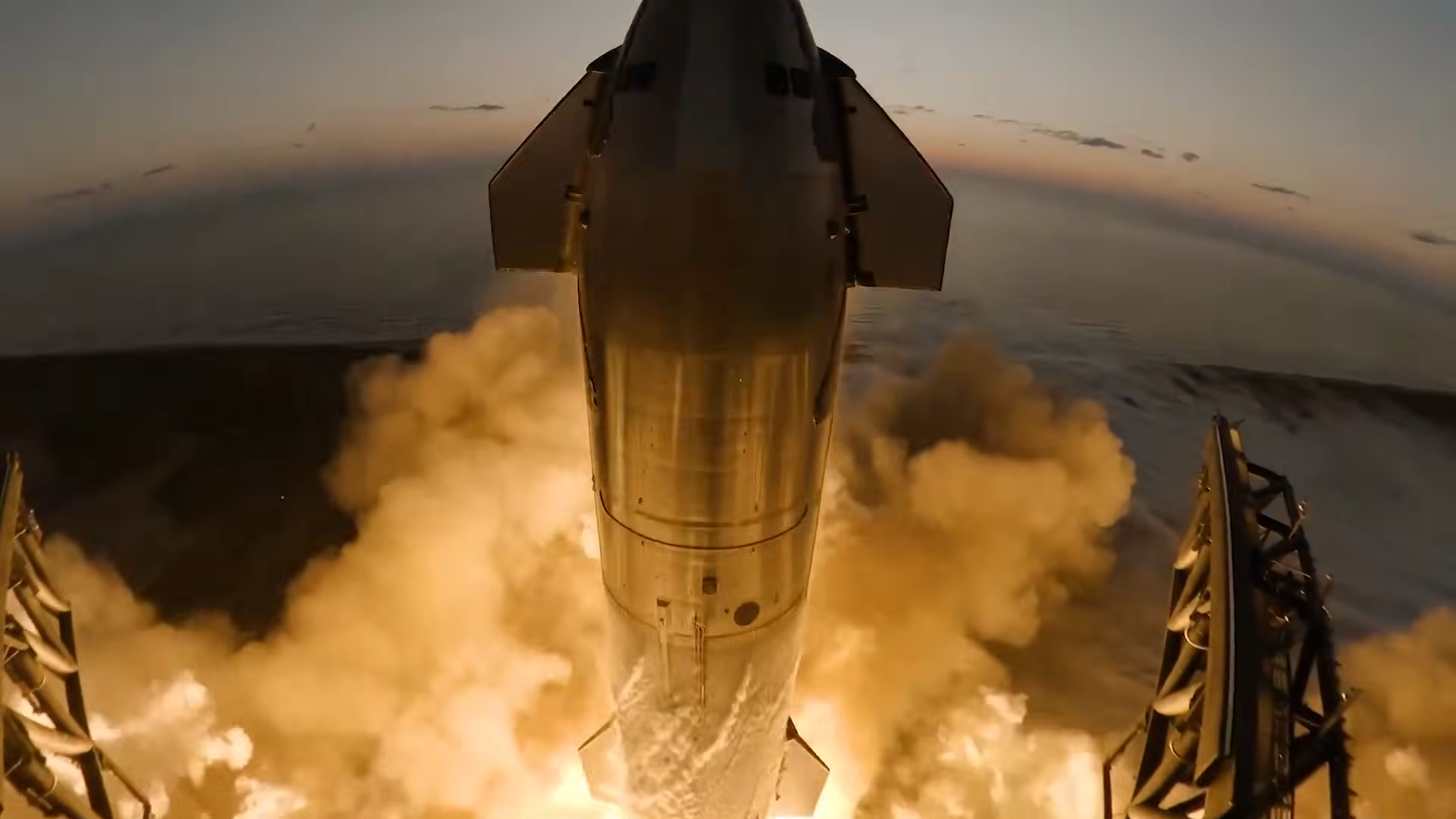 SpaceX caught a falling rocket with giant mechanical arms - then ...