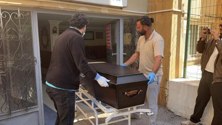 Kabus yeniden baş gösterdi! Tatil için memleketine gitmişti: 2 çocuk ...