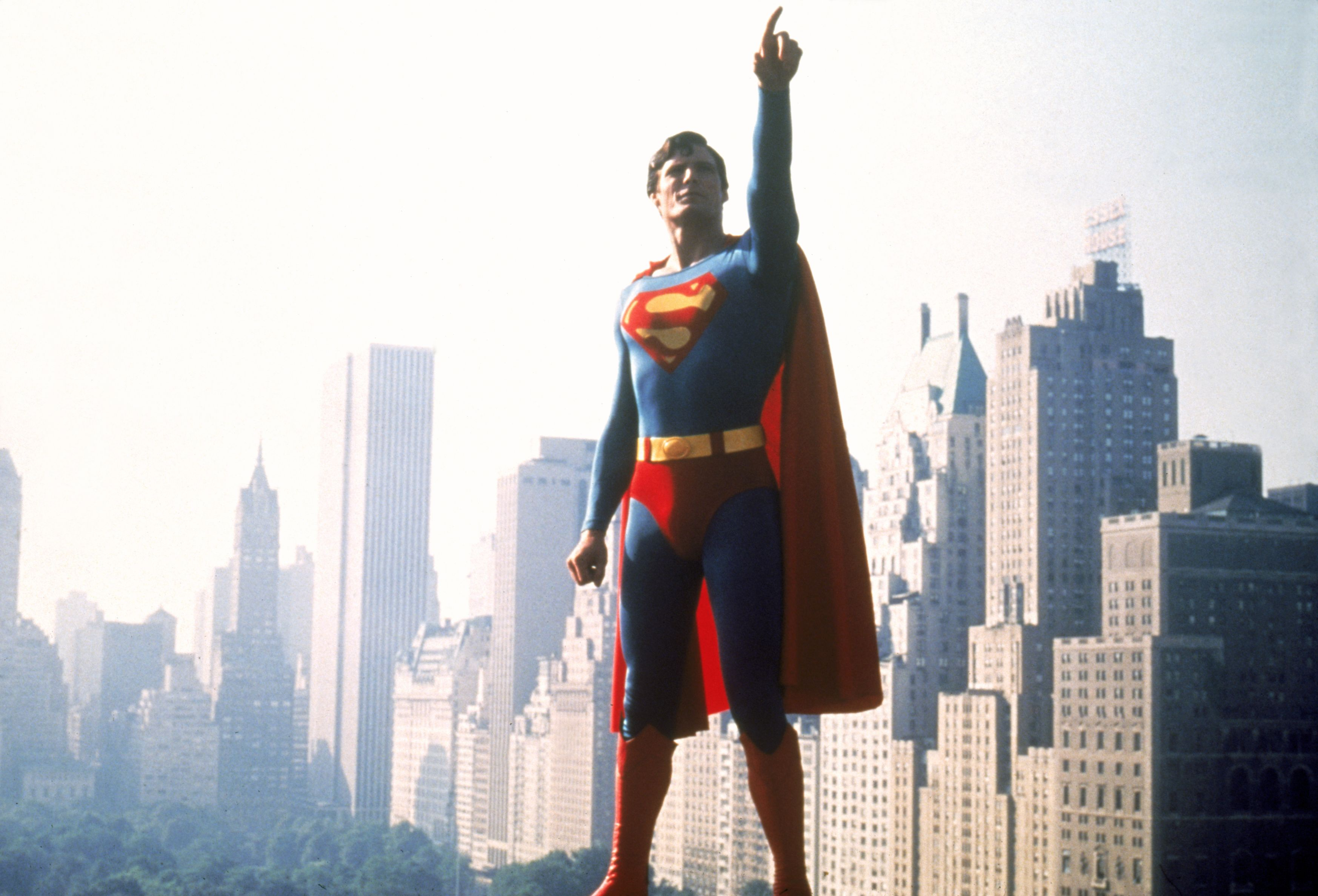 10 popular actors who played the role of Superman