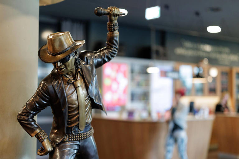 Sonderschau mit Blick in «Panikzentrale» von Udo Lindenberg