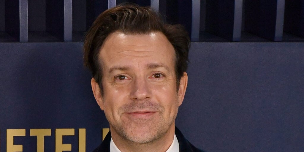 New claims paint troubling picture of Jason Sudeikis on set after ...