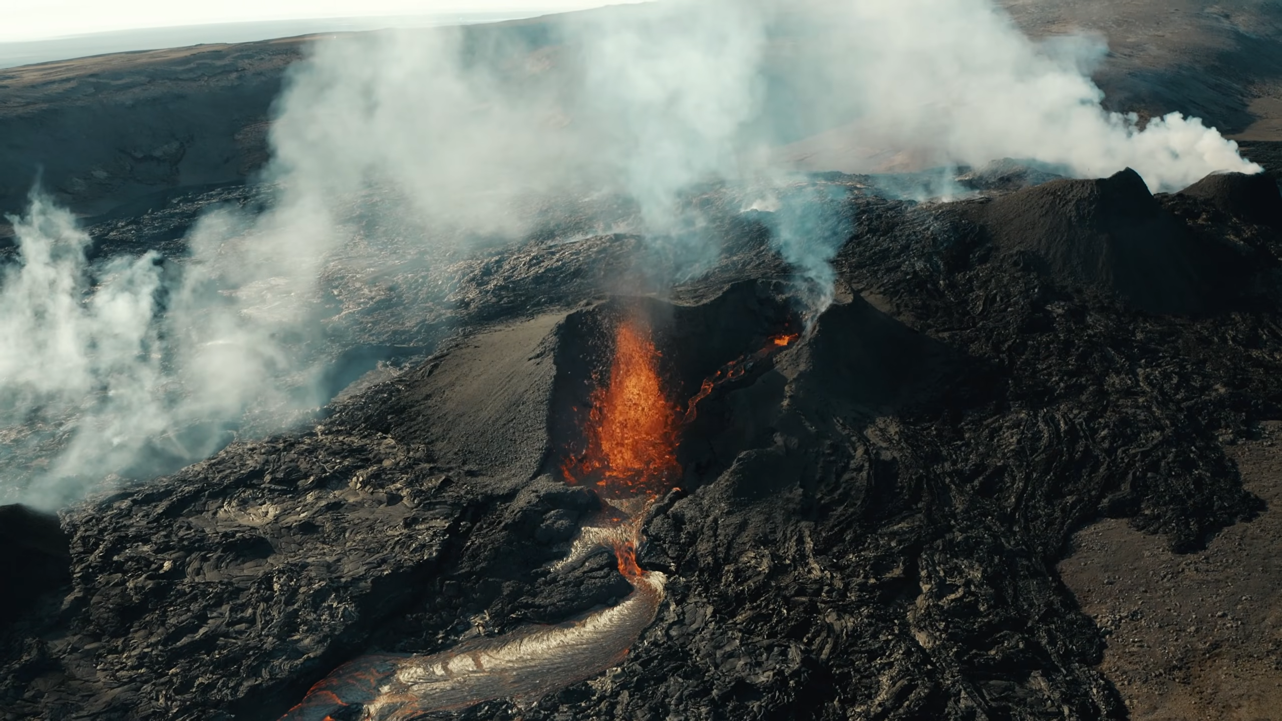 A town of 3,700 people was evacuated - then fissures opened beneath the ...