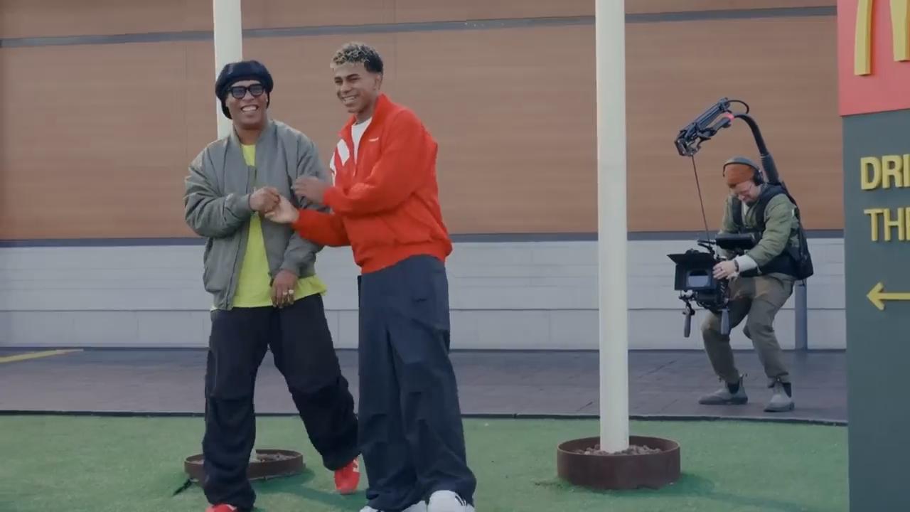 When Yamal met Ronaldinho! Stars link up in McDonald's World Cup Meal ...