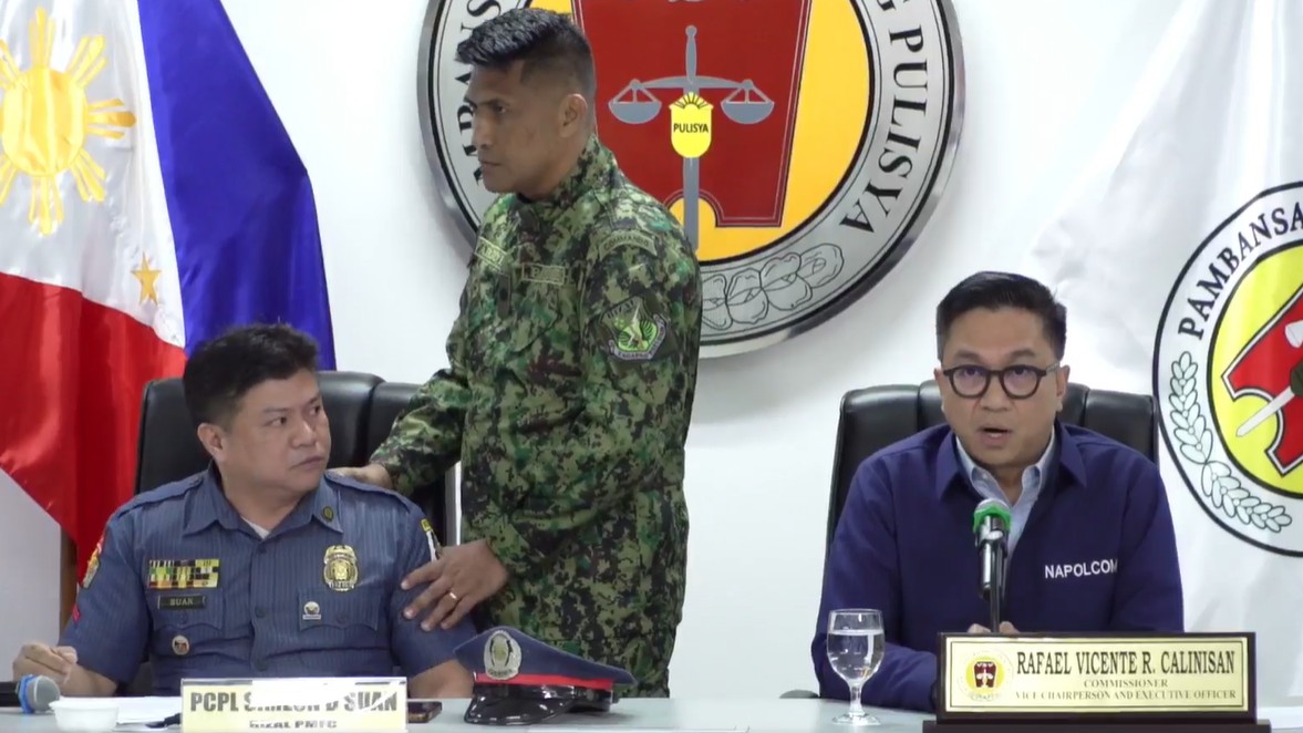 NAPOLCOM official, viral cop in heated argument during press conference
