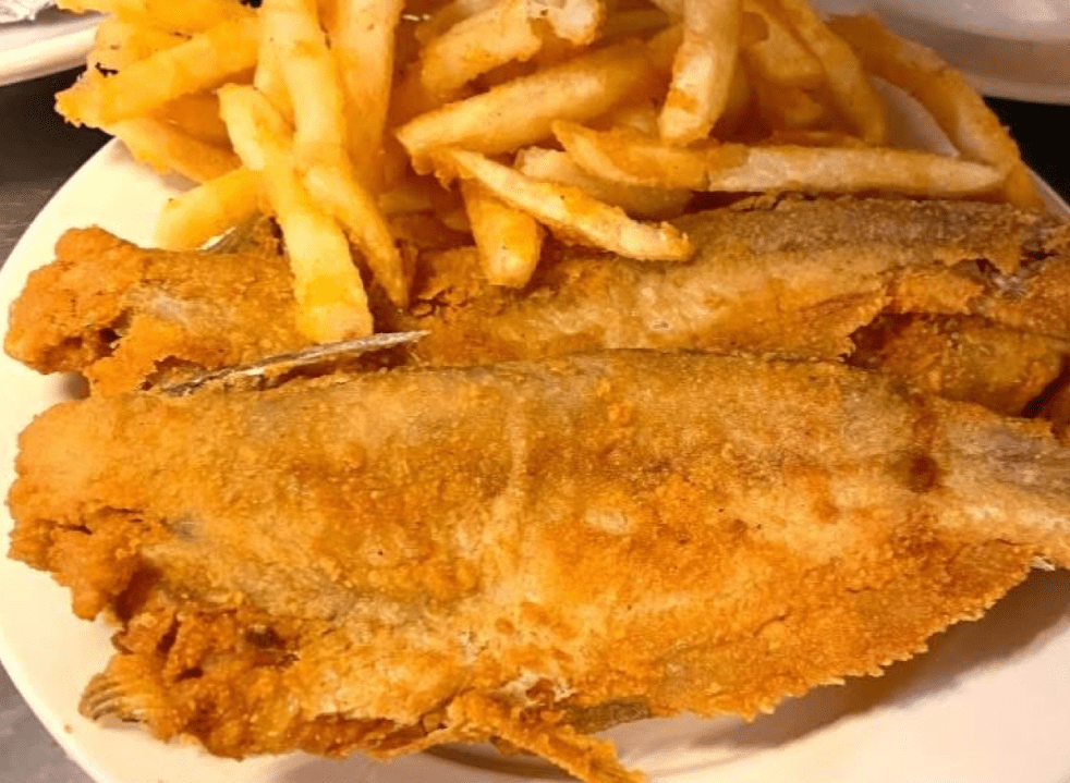 5 restaurant chains with the best catfish dinners, according to diners