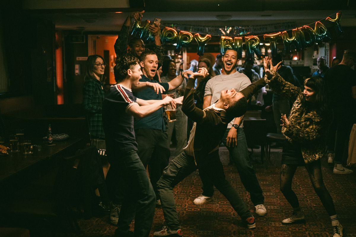 I See Buildings Fall Like Lightning: intervista a Anthony Boyle, Joe ...