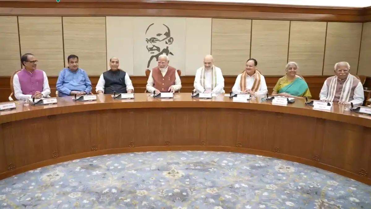 Modi cabinet approves ATF price stabilisation fund, unveils scheme to ...