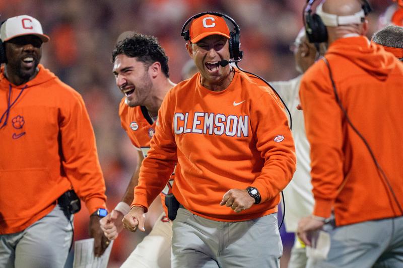 Despite slow start, Clemson recruiting hitting stride at perfect time