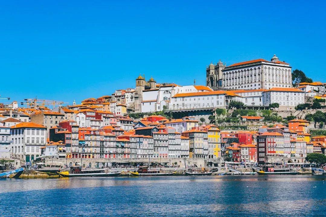 7 countries seeing a growing wave of Americans fleeing overseas, IRS ...