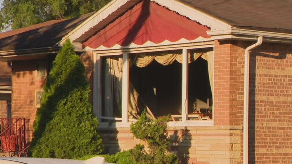 3 rescued from house fire on Chicago's South Side
