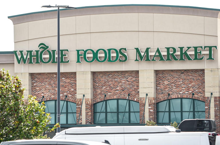 How shoppers are cutting food costs, waste with Too Good To Go bags