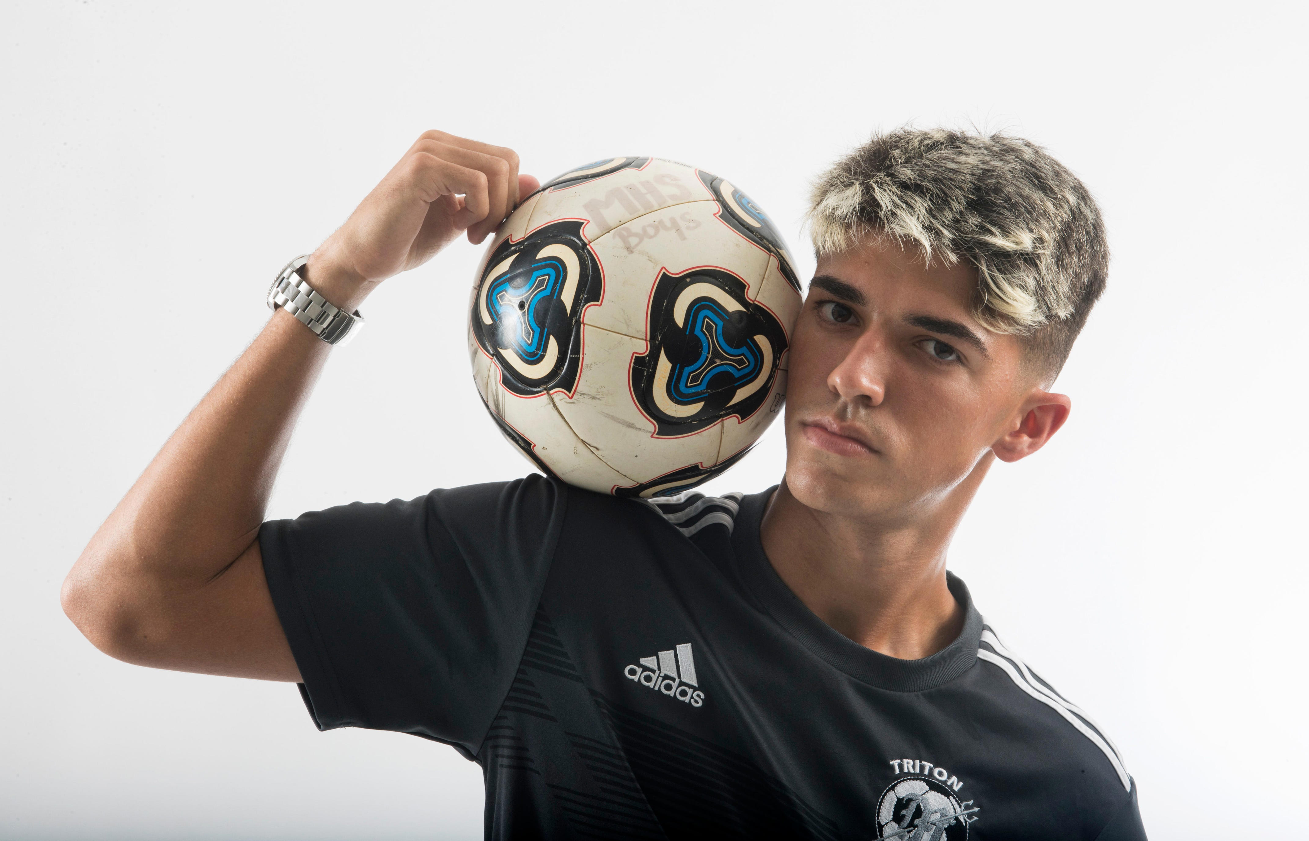 SW Florida's all-time best boys soccer player poll. Vote now