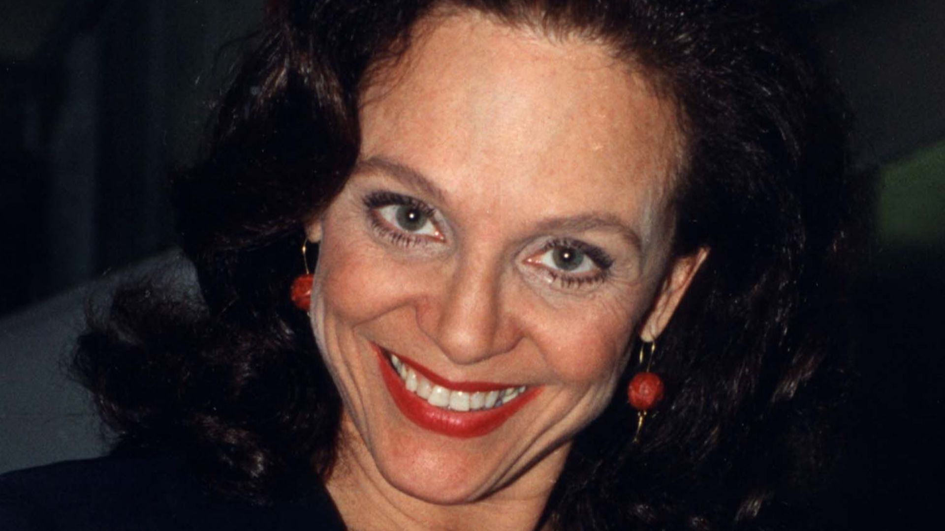 Valerie Harper was a force as Rhoda from The Mary Tyler Moore Show ...