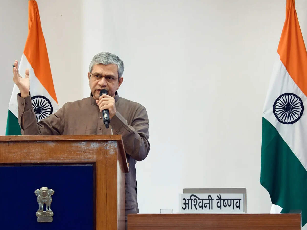 Airlines' fuel, vehicle replacement & roadways in focus as Cabinet ...