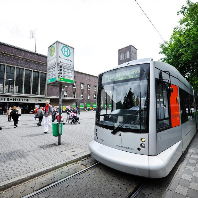 Gleisbauarbeiten bei der Rheinbahn - mehrere Linien einen Monat lang ...