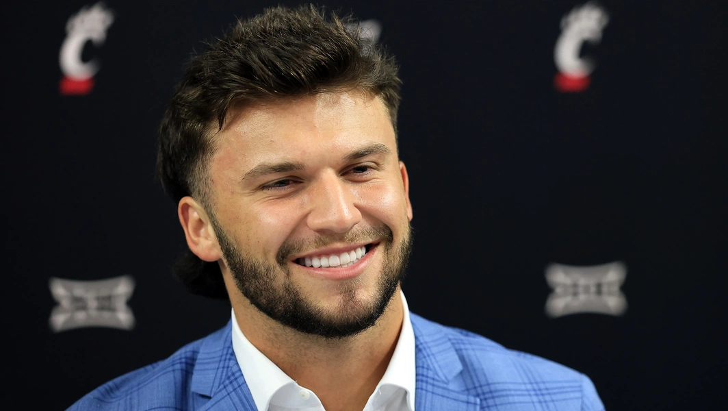 Browns' Monken warns drafting Sorsby poses 'slippery slope'