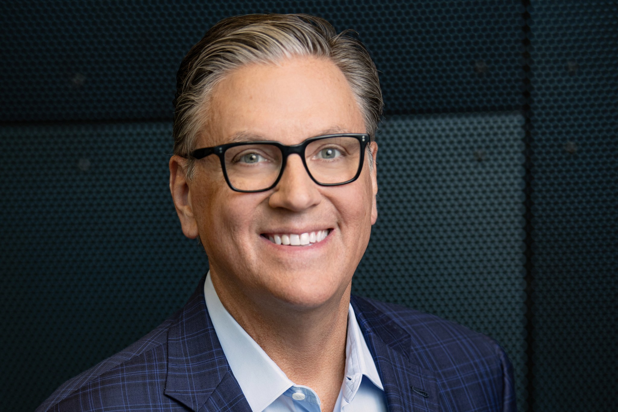How Amazon’s CFO shatters expectations and helped power the company to ...