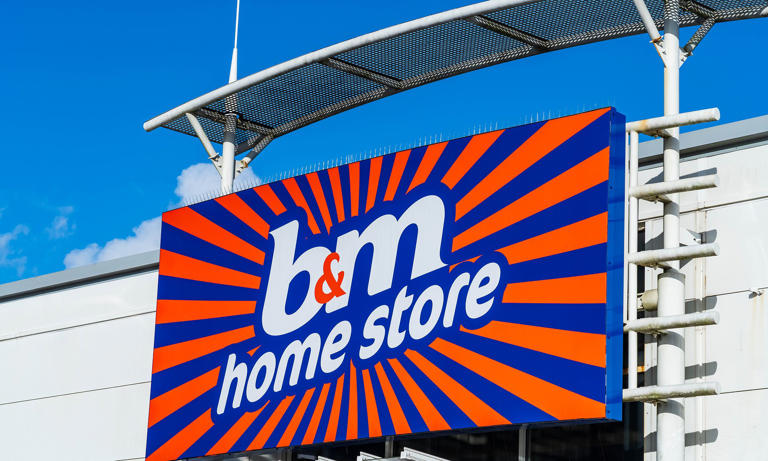 B&M profits slump as price cuts fail to woo shoppers