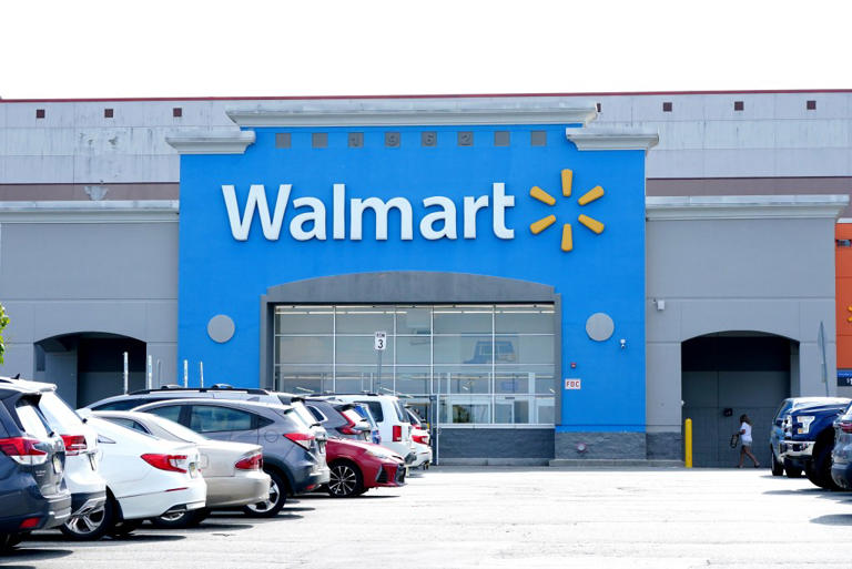 Amazon overthrows Walmart to become Fortune 500’s top company — ending ...