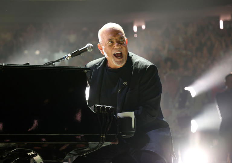 Knicks superfan goes viral turning playoffs wins into Billy Joel parody ...