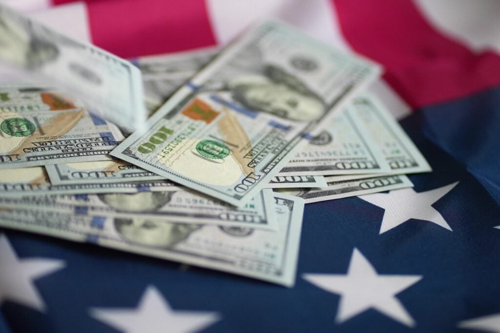 Americans' financial stress hits troubling levels