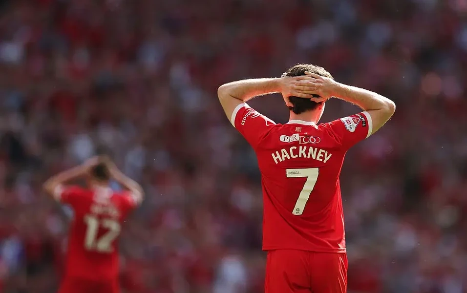 Hackney targets Everton move amid Ndiaye contract deadlock