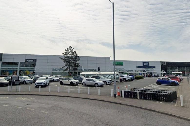 Plans to split former Mothercare unit to attract new stores to ...