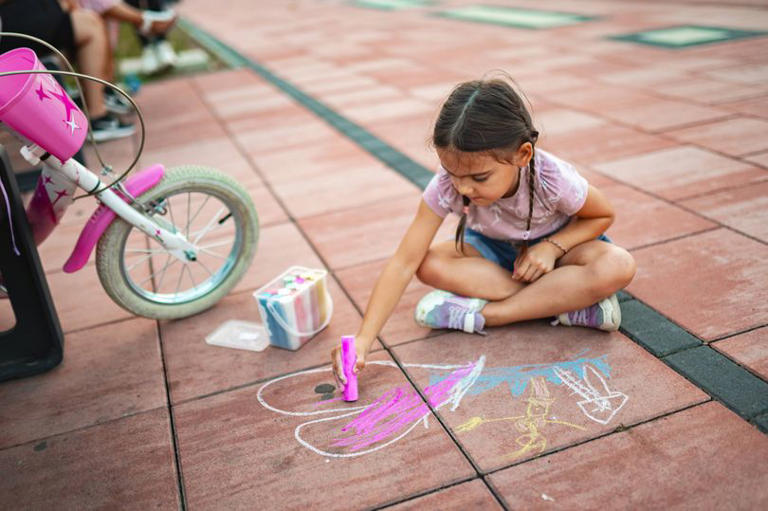 UK households urged to draw chalk around their beds this month