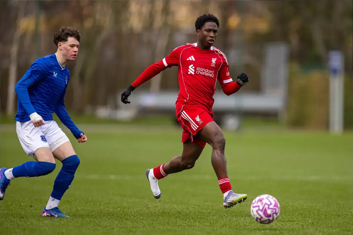Joshua Abe set to sign Liverpool contract