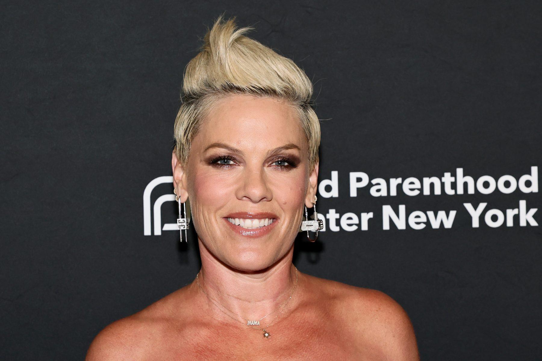 Tonys Host P!nk On Broadway Faves And If She'd Do Jukebox Musical