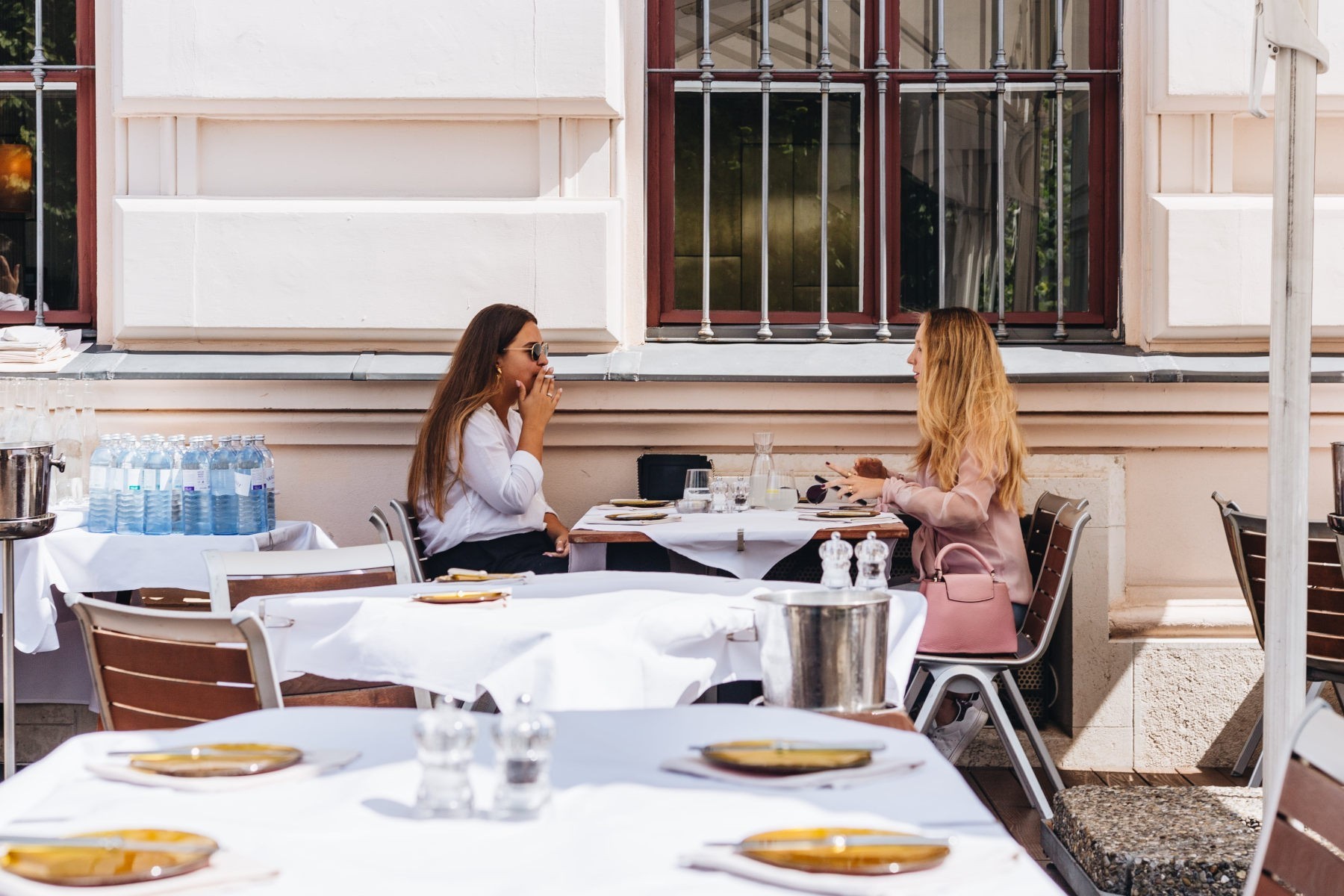 30 cool and unusual topics to discuss on a date