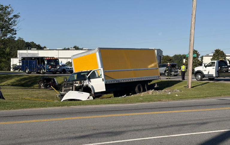 Update: Two drivers injured in Winterville crash that sent car and ...