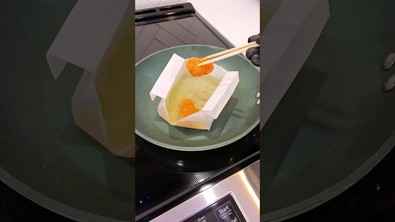 Innovative deep frying trick utilizes baking sheets to prevent sticky ...