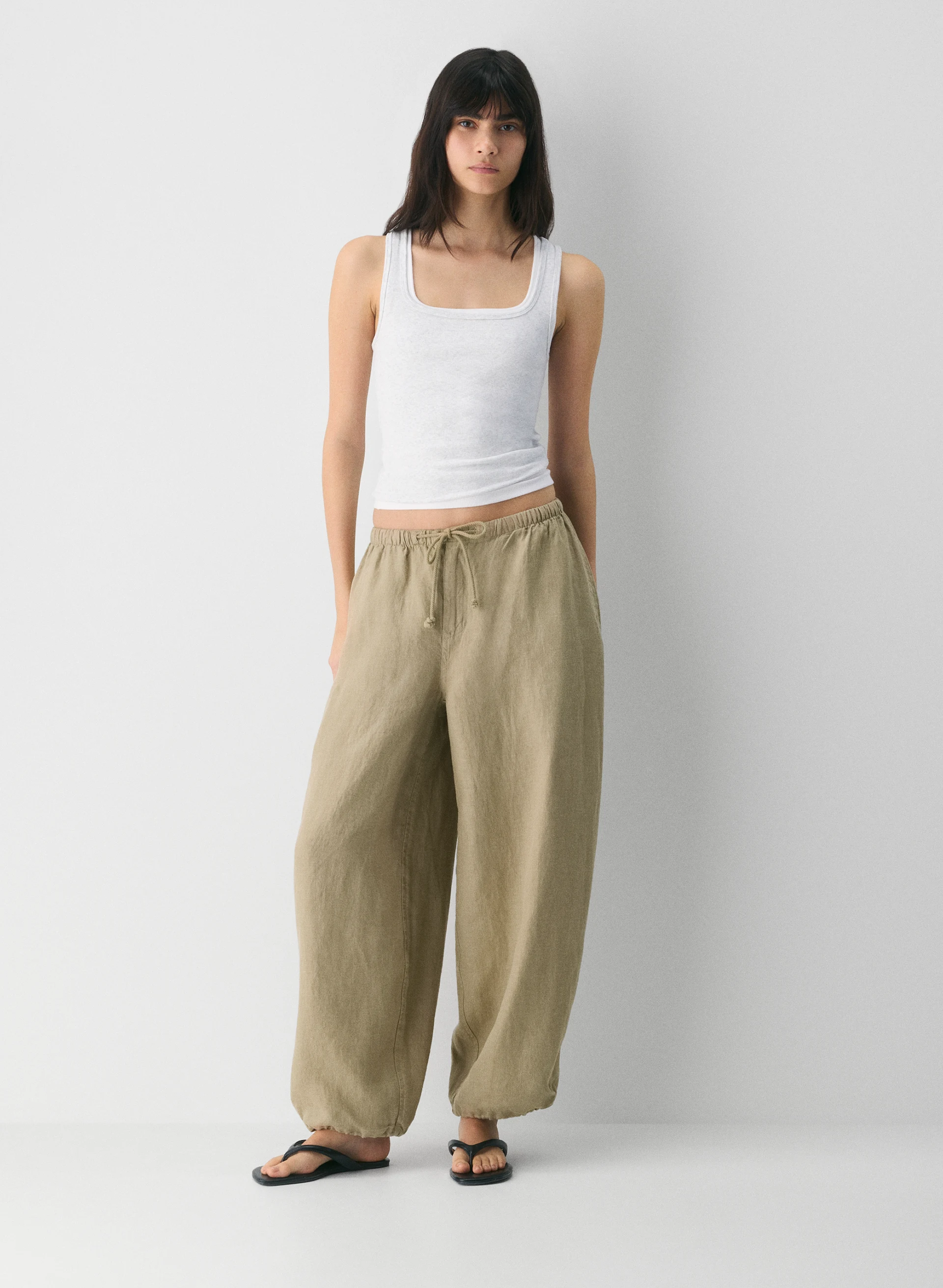 My apologies, jeans—this pant trend makes my work, travel, and weekend ...