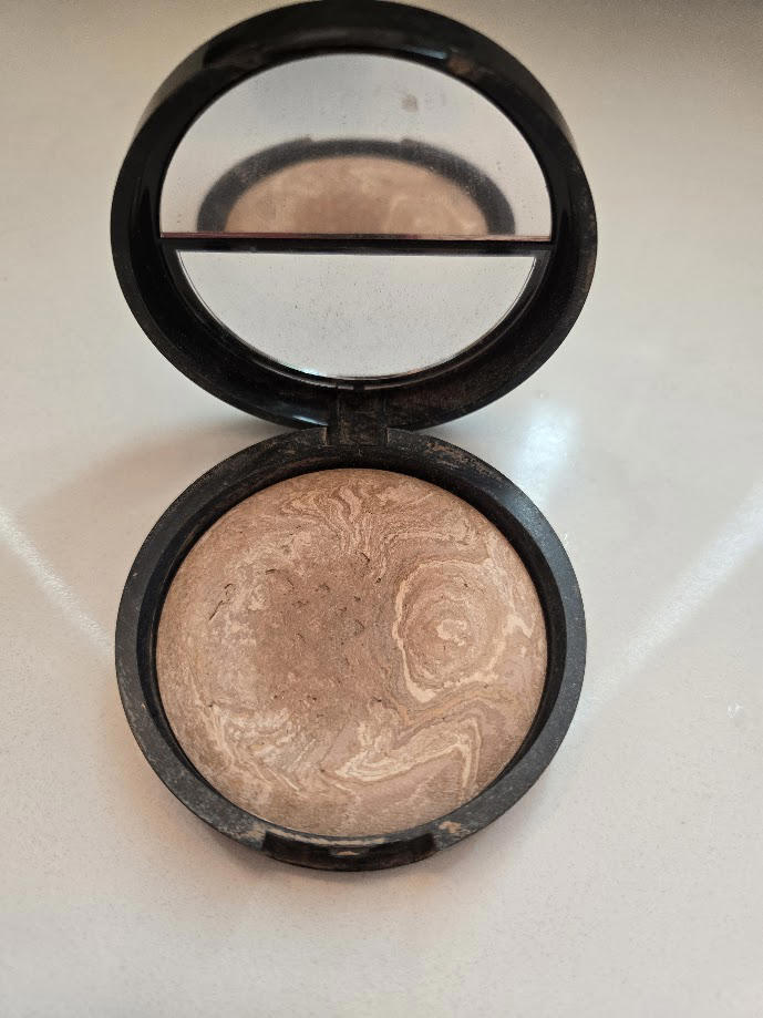 Makeup tips for mature skin-throwing out the age-appropriate rules