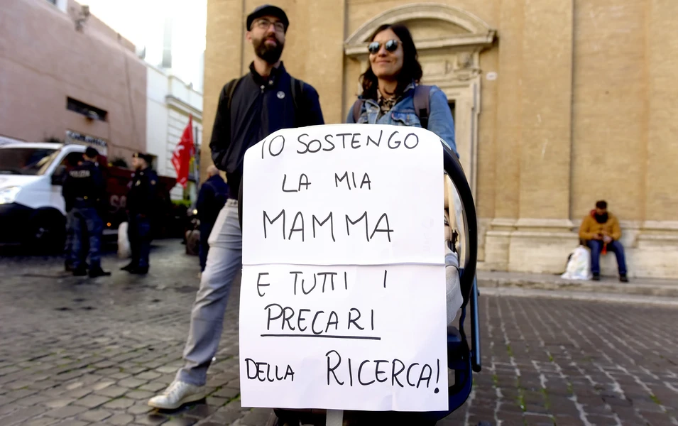 Italy leads EU in involuntary temporary work rates