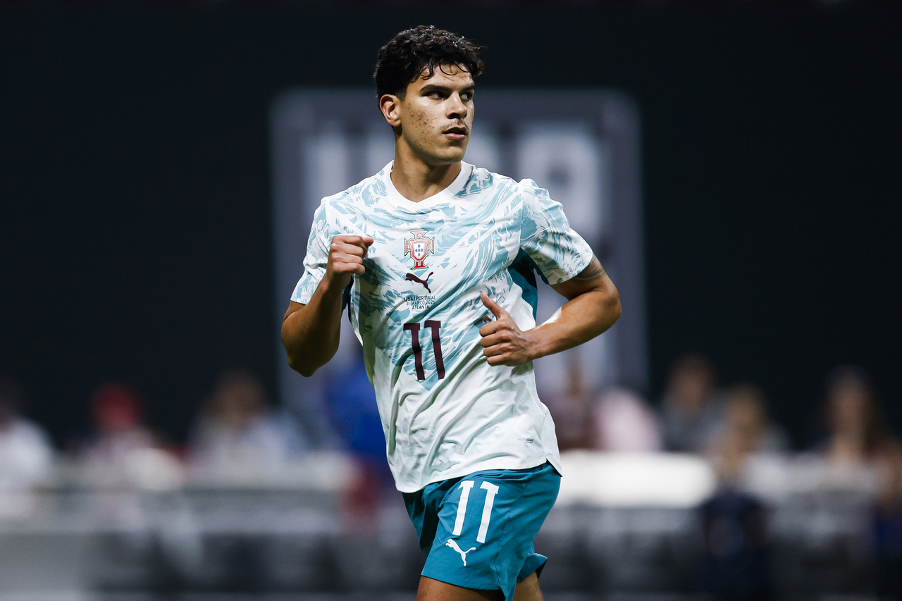 Man Utd to focus on Fernandes after Éderson agreement
