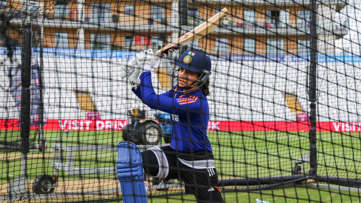 'Shafali and I have a huge role to play forward': Smriti eyes stronger ...