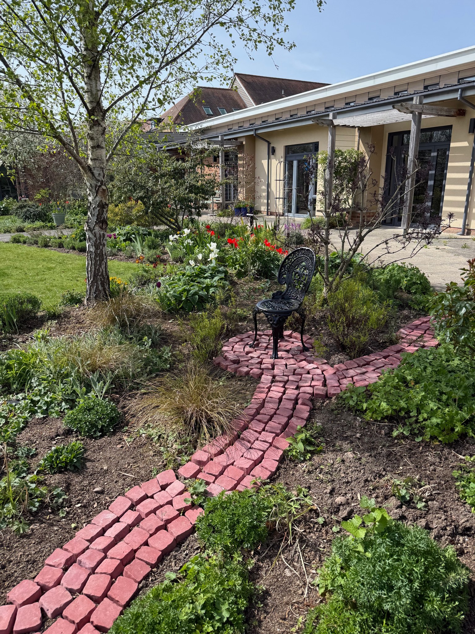 Marie Curie Hospice celebrates open gardens in Solihull this June