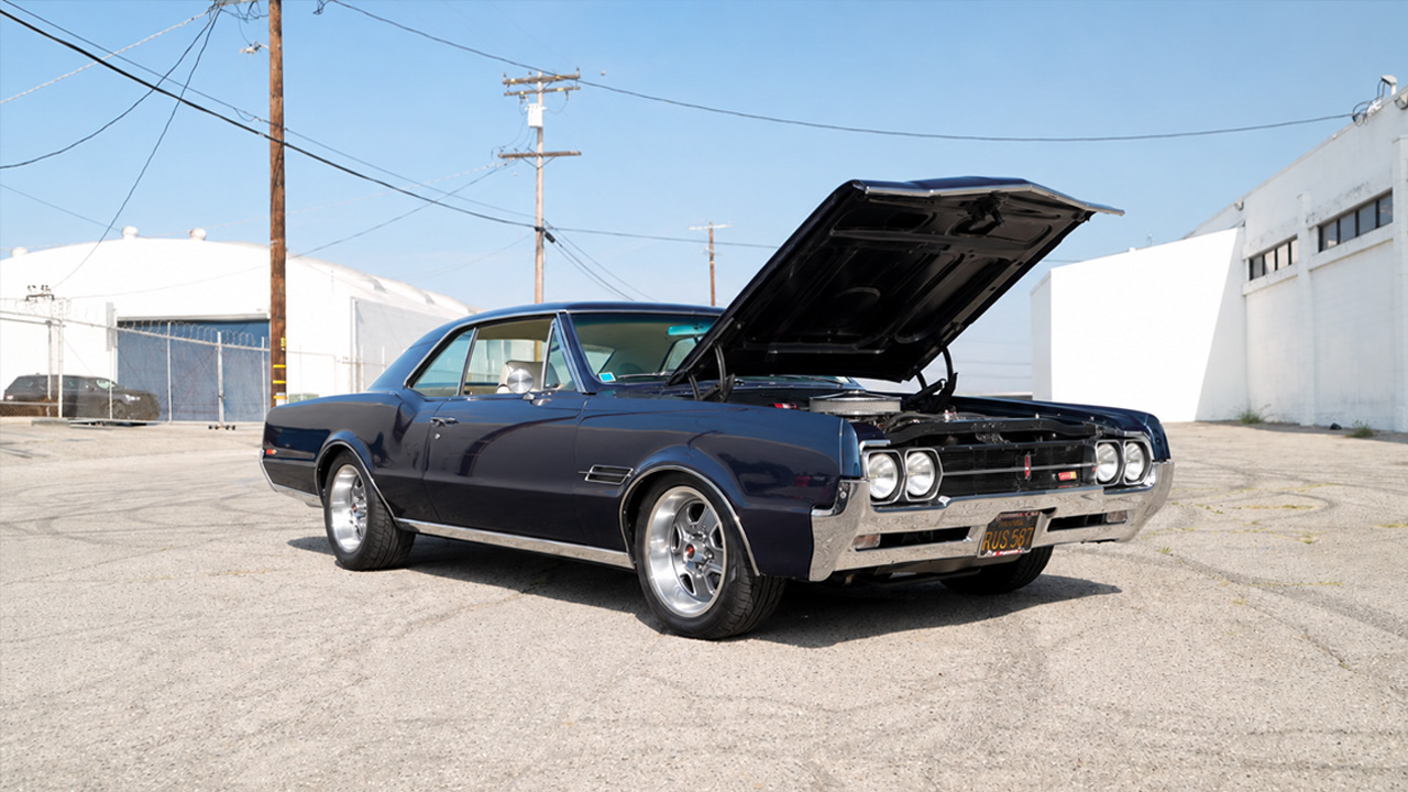 This saved '66 Oldsmobile swapped with massive new engine
