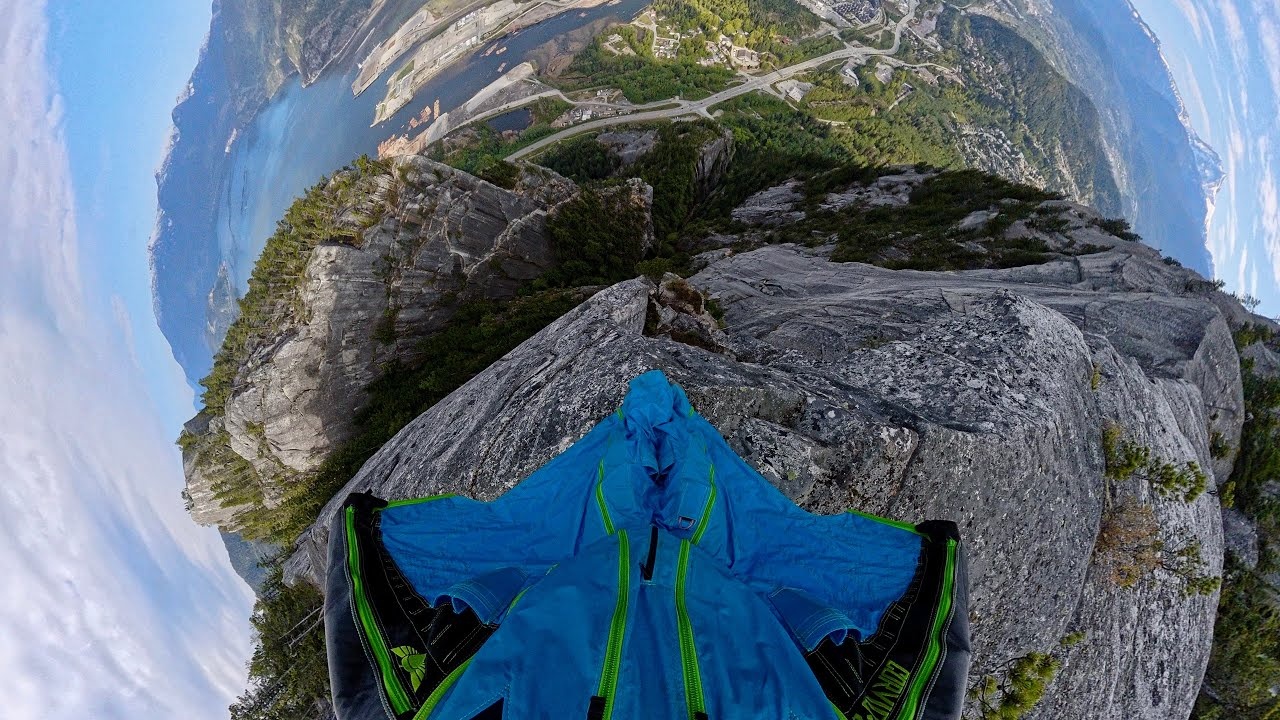 This is what pure adrenaline looks like above the trees