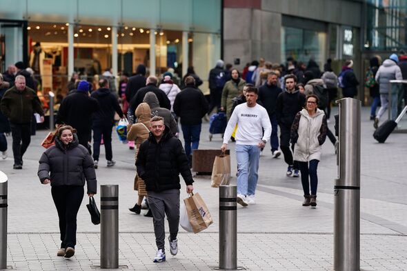 Employers issue warning about Labour's new jobs laws - 'young people ...
